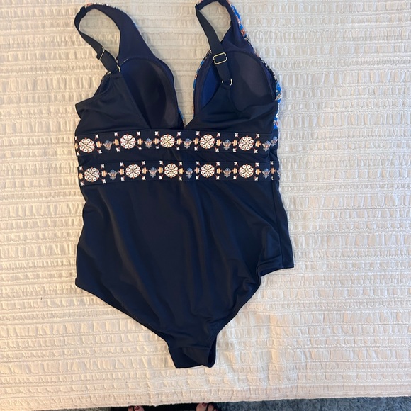 Swimsuits For All | Swim | Mosaic Onepiece Ladies Plus Sized Swimsuit ...